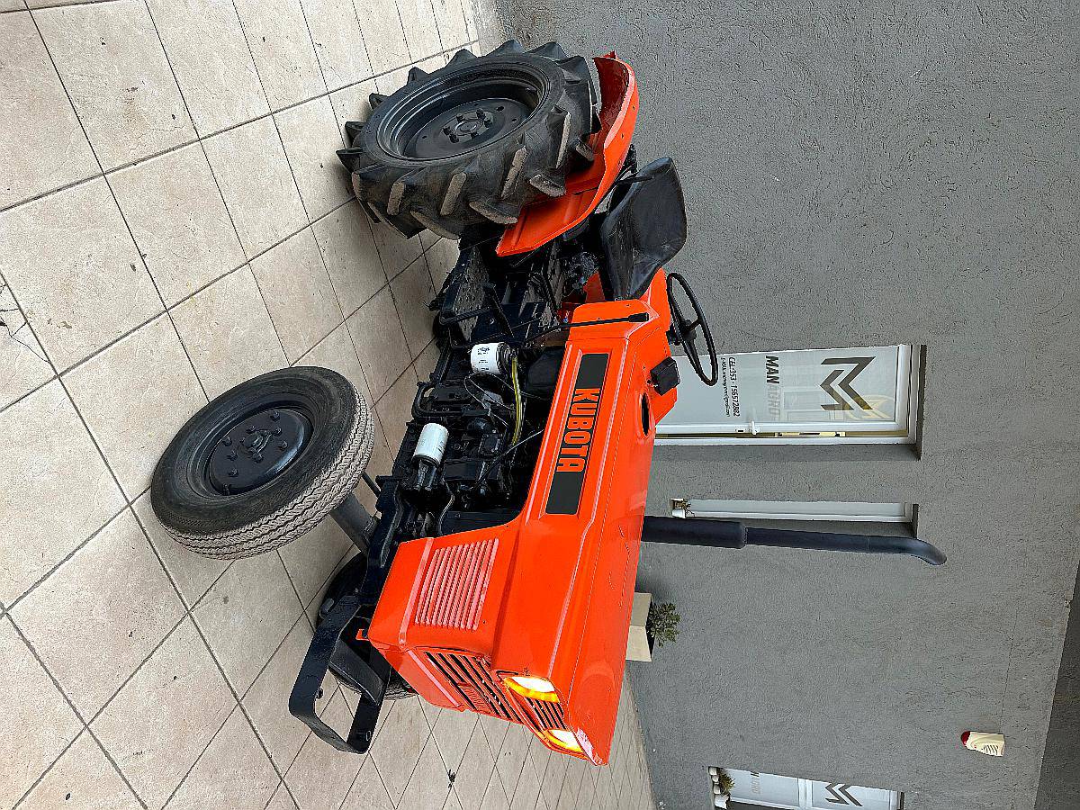 Tractor Kubota L1501 con Tres Puntos - $ 2.500.000 - Agroads