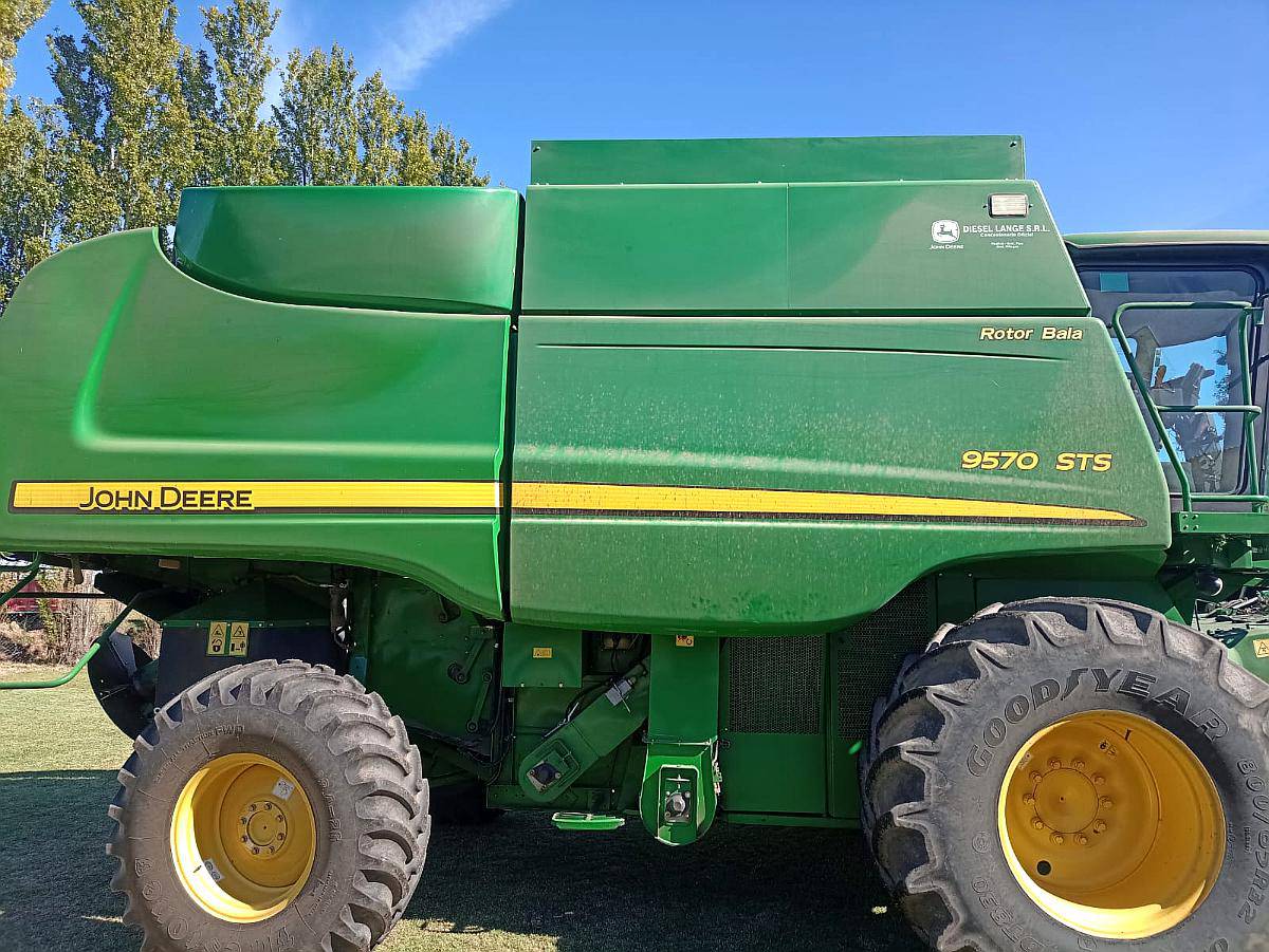 Jd 9570 25 Pies 9500 Hs - Precio + IVA NO Toma Canje - Agroads