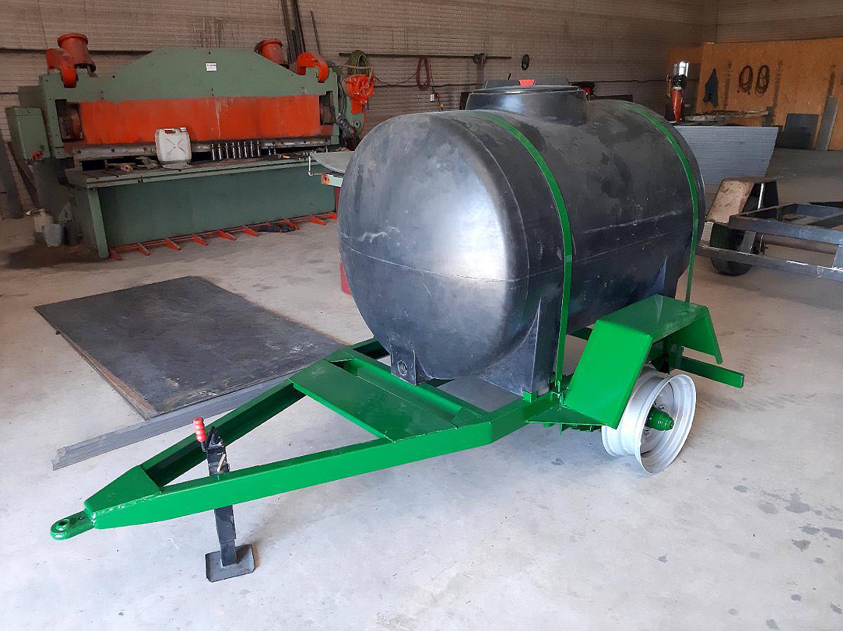 Sisterna para Agua y Combustible de 1400 Litros - Agroads