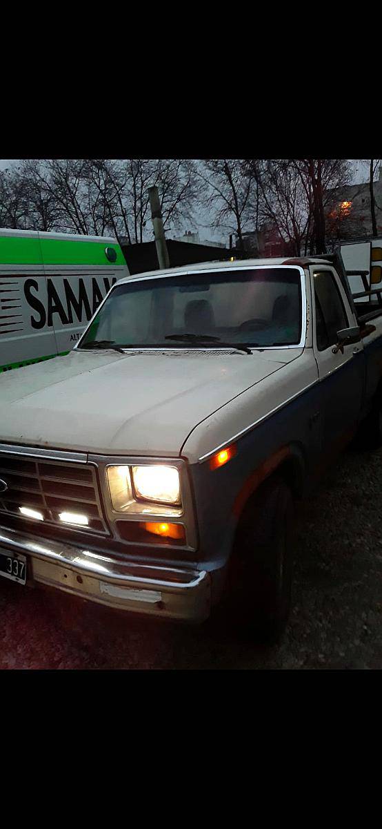 Vendo Ford F-100 1984 - Año: 1984 - $ 350.000 - Agroads