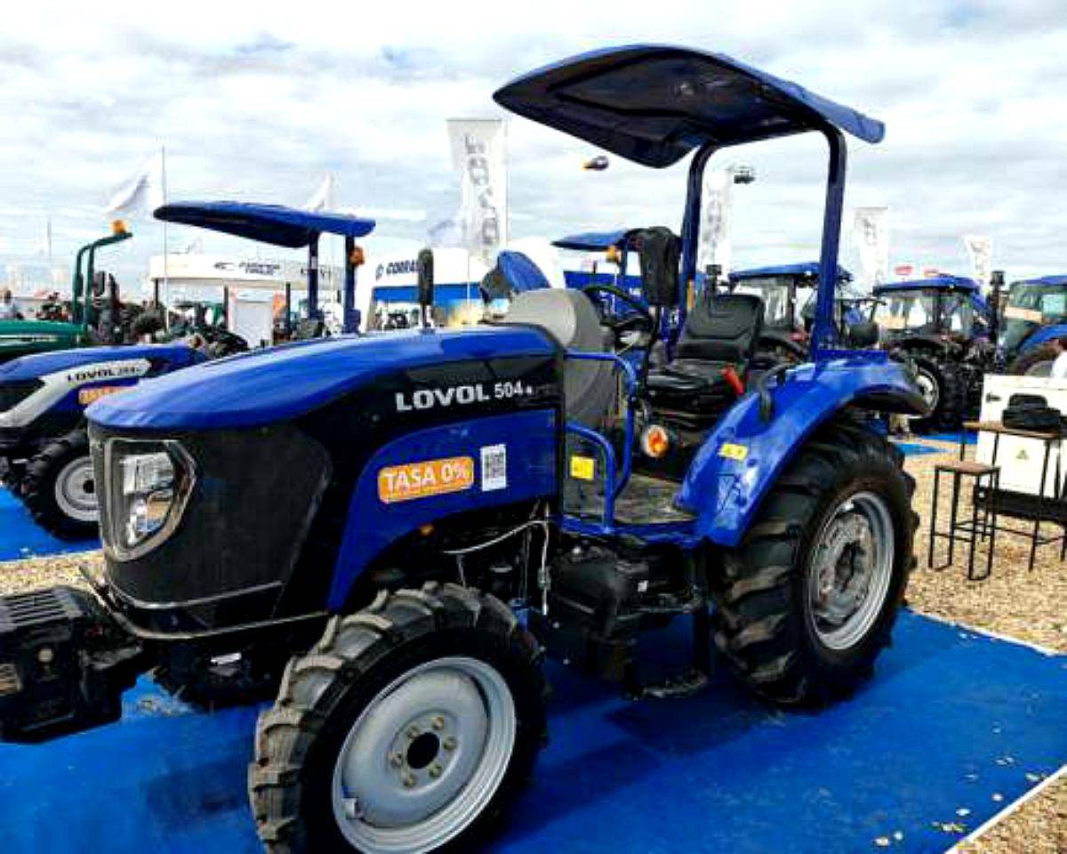 Tractor Lovol 4X4 50hp TB504 U$D 23200 - Año: 2025 - Agroads