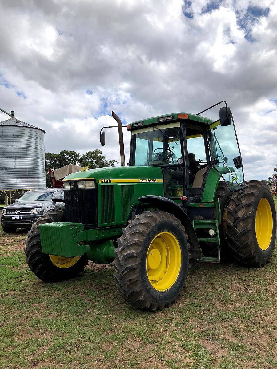 John Deere 7810, con Duales - Año: 1998 - u$s 82.000 - Agroads