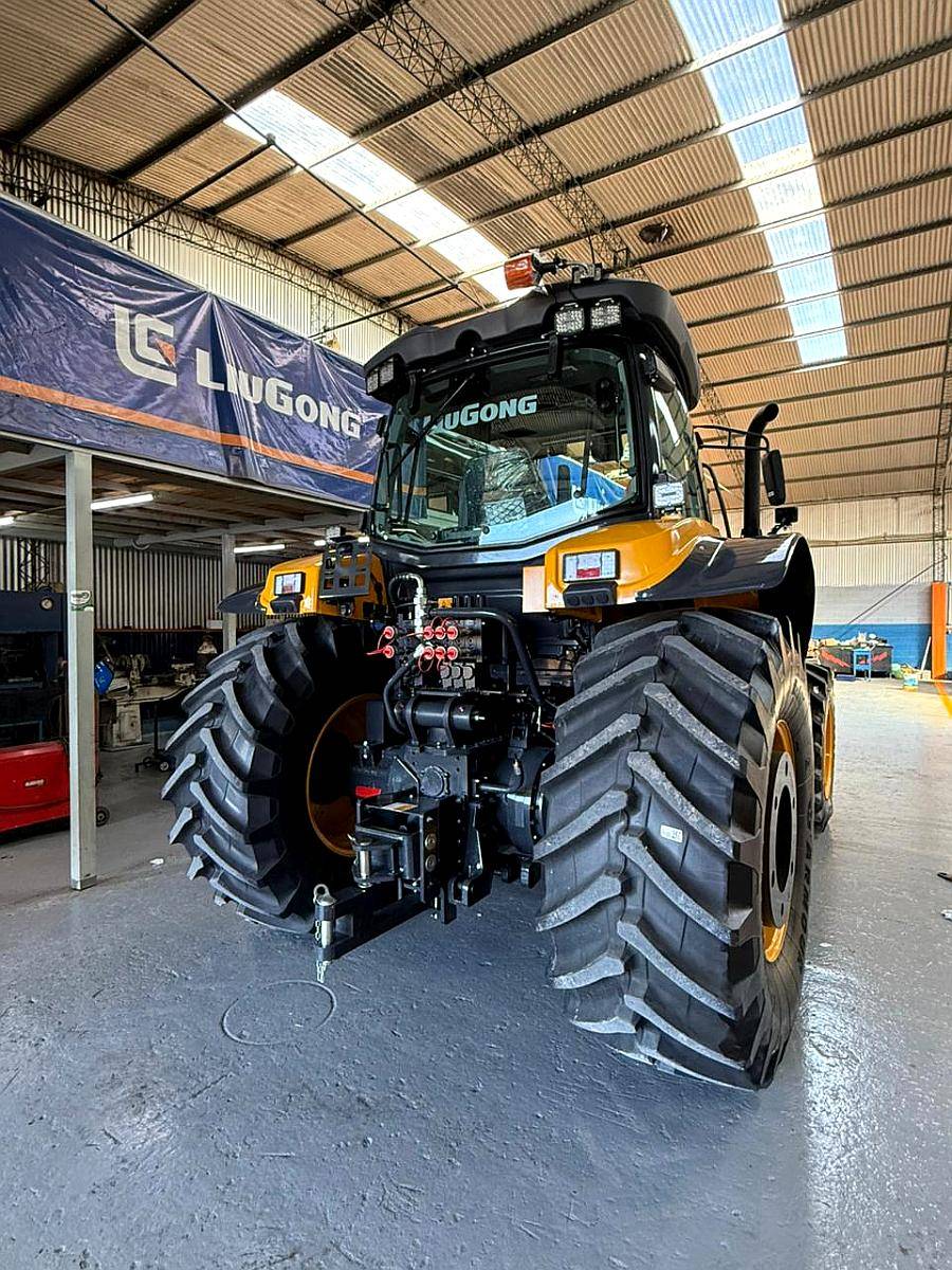 Tractor Liugong Doble Traccion de 160hp - Año: 2026 - Agroads