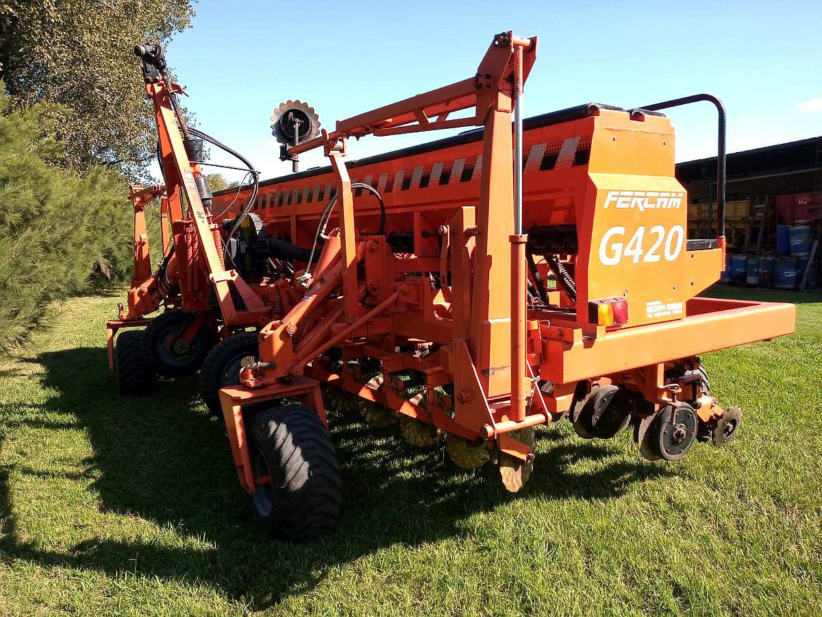 G 420 de 16 Surcos a 42/ 14 a 52 Neumatica - Año: 2013 - Agroads