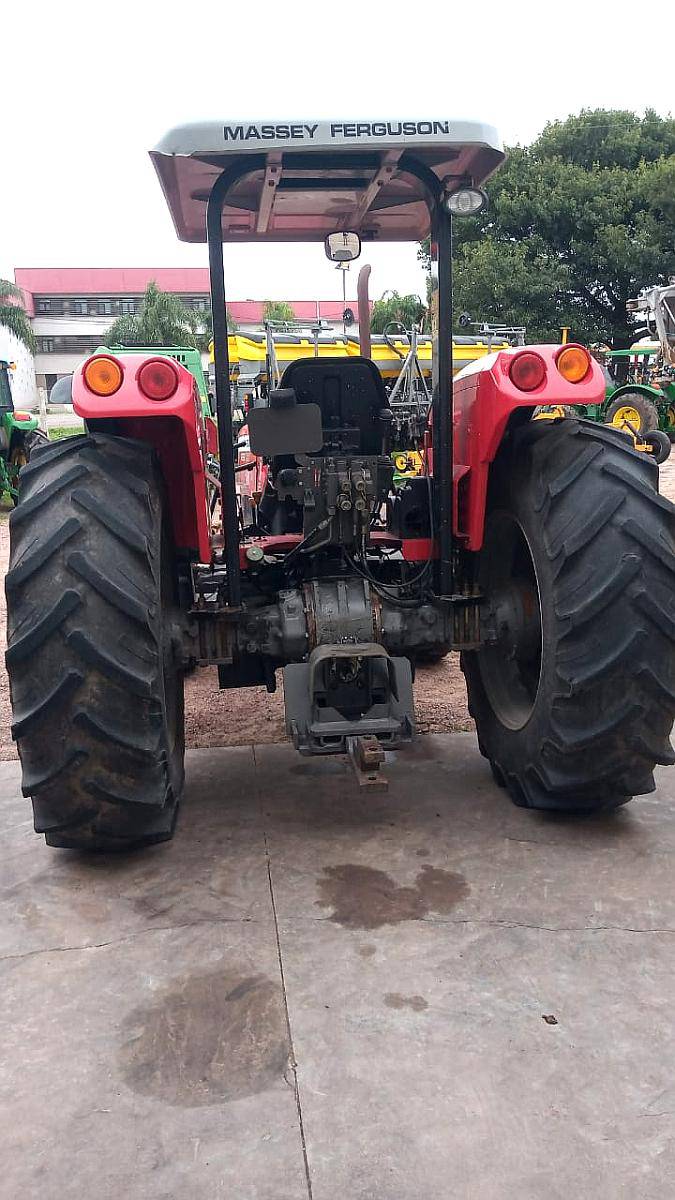 Tractor Massey Ferguson 4292 - Año: 2015 - u$s 40.000 - Agroads