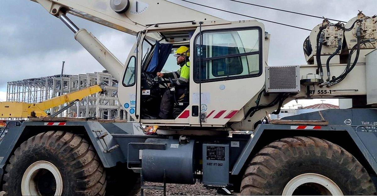 Grúa Terex RT 555, Todo Terreno.- 15700 HS. 50 TN. Operativa - Agroads