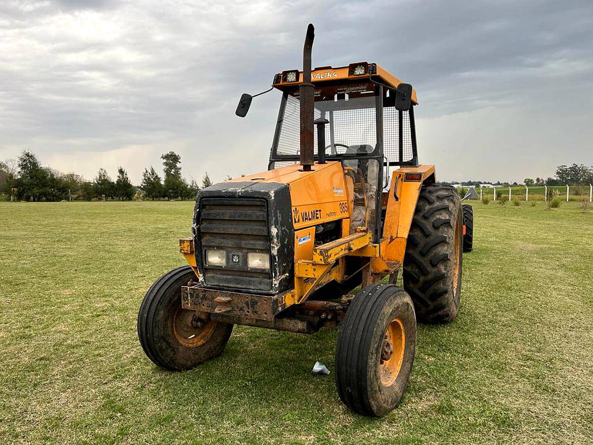 Valmet 885 S 4X2 - Agroads