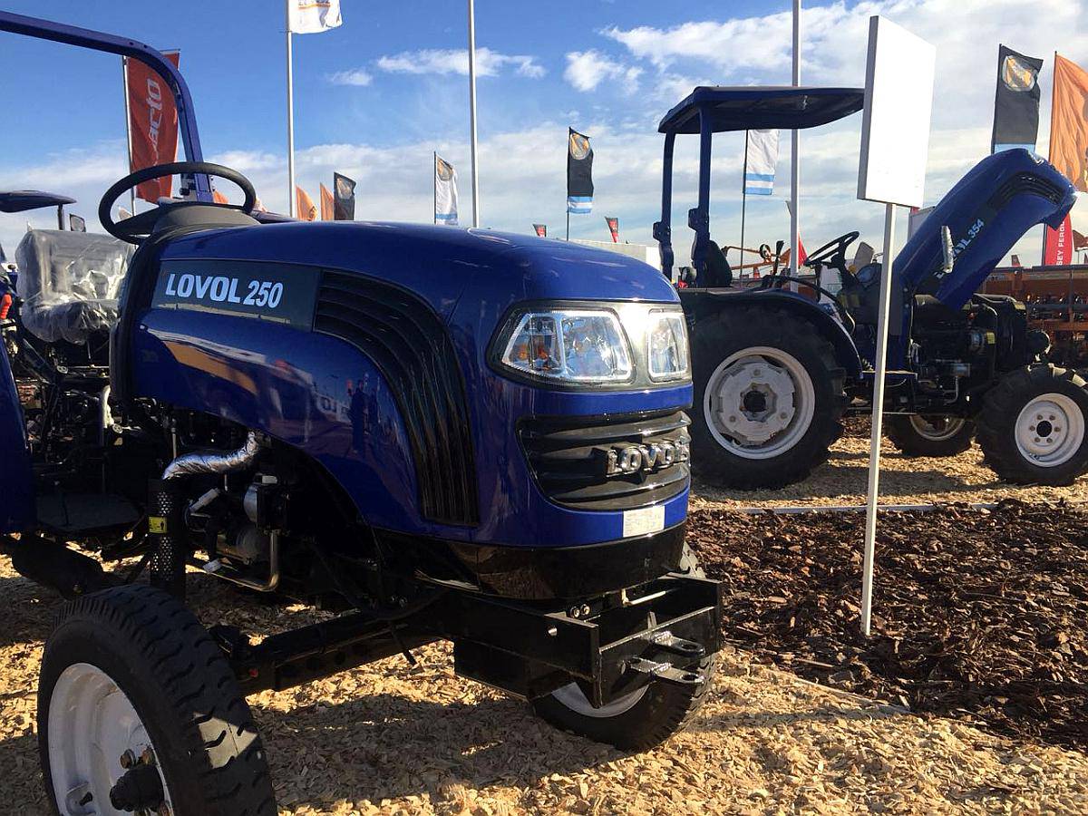 Tractor Lovol TE250 Tres Puntos Mecánico Parquero / Agricola - Agroads