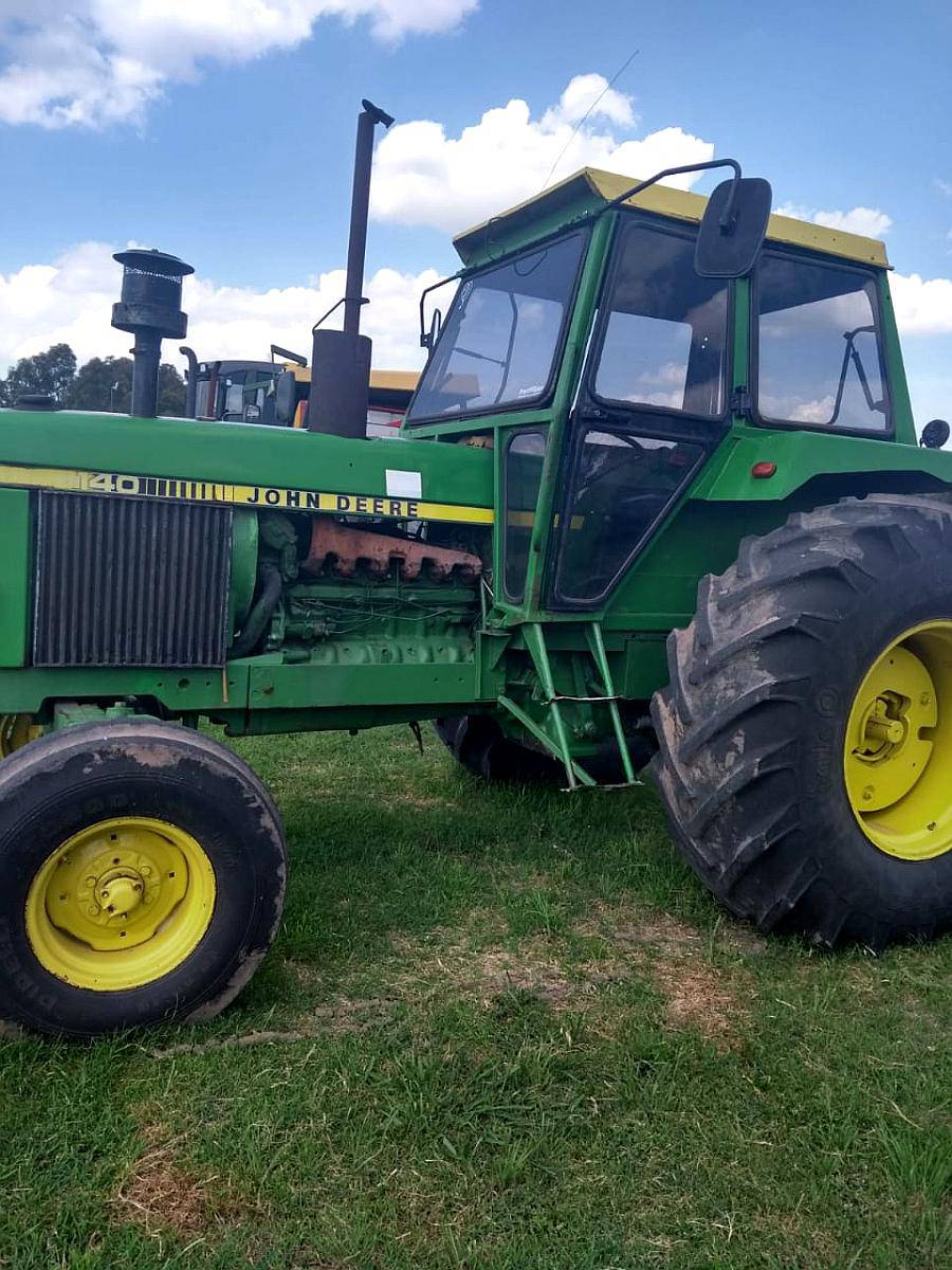 Tractor John Deere 3140 - Año: 1986 - u$s 26.000 - Agroads