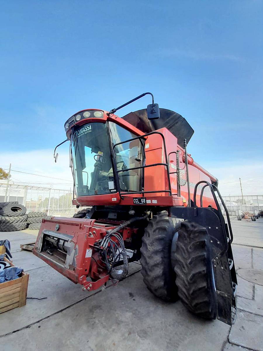 Cosechadora Case IH 7088 año 2012 - Año: 2012 - u$s 370.000 - Agroads