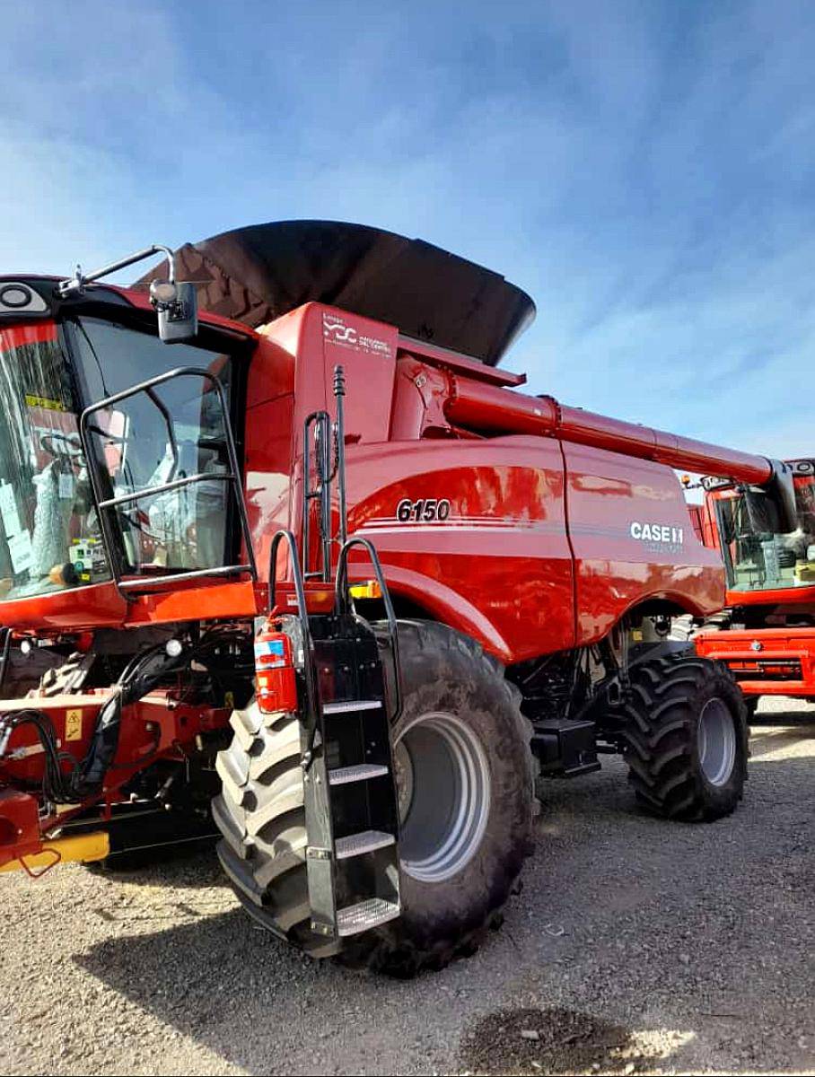 Disponible - Cosechadora Case IH 6150 - Cabezal de 35 Pies - Agroads