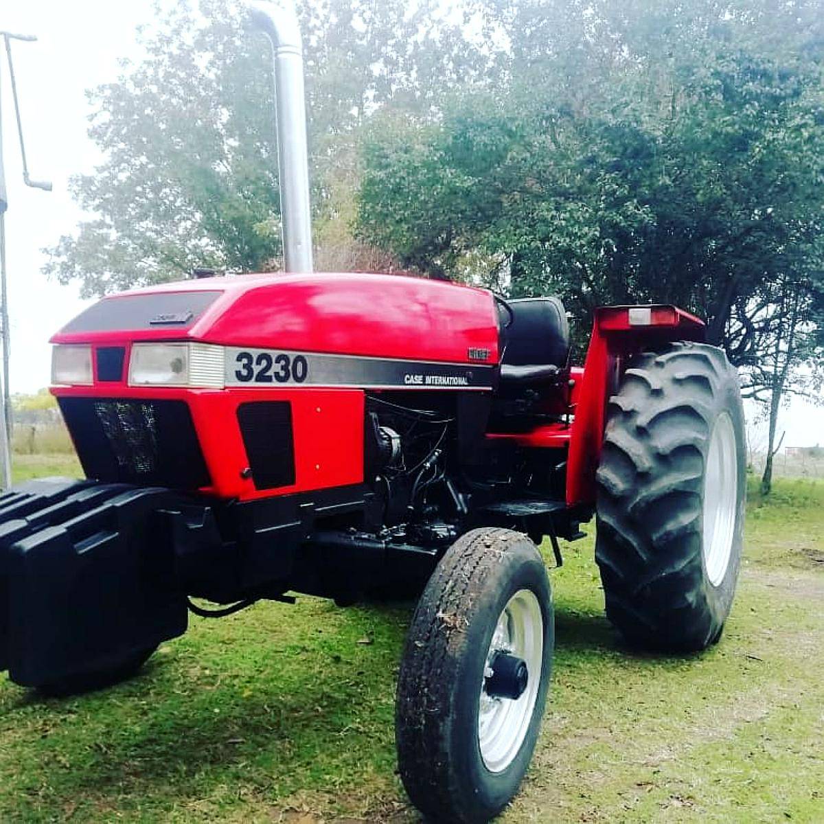 Tractor Case 3230 Internacional - Año: 1998 - u$s 11.700 - Agroads