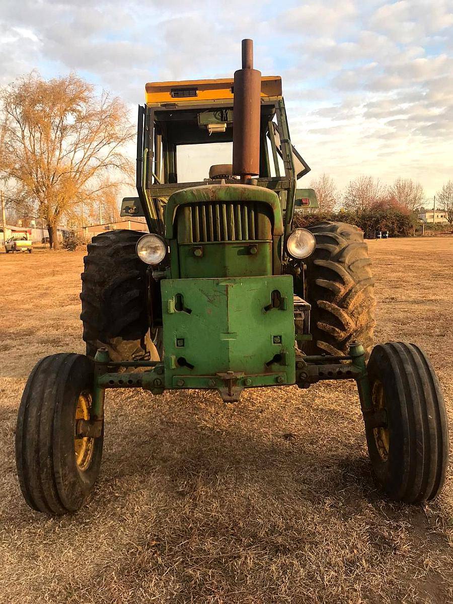 Tractor John Deere 4420 - Agroads