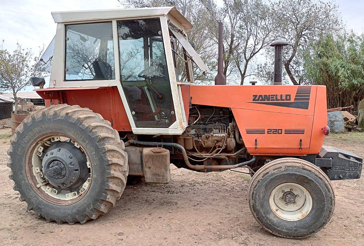 Zanello 220 18,4x34 . - Año: 1989 - $ 3.500.000 - Agroads