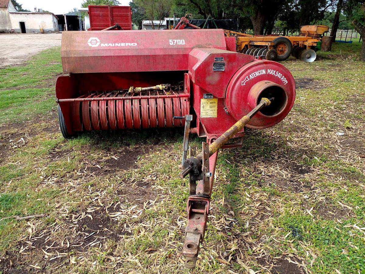 Enfardadora Mainero Modelo 5700 - $ 900.000 - Agroads
