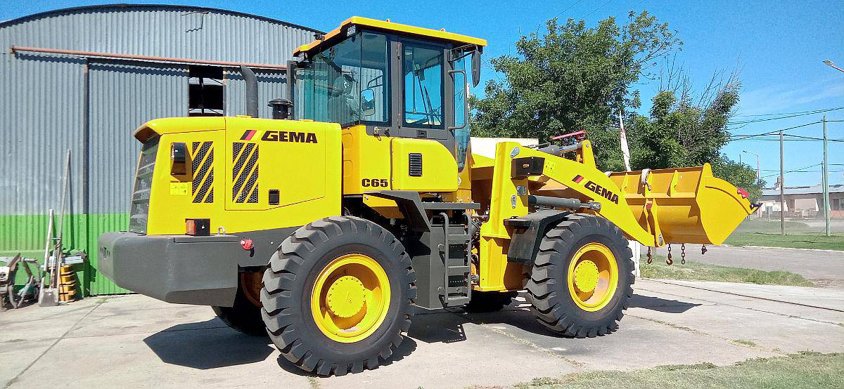 Pala Cargadora Gema C65 de 125 HP y Balde 1,80 MTR 3 - Agroads