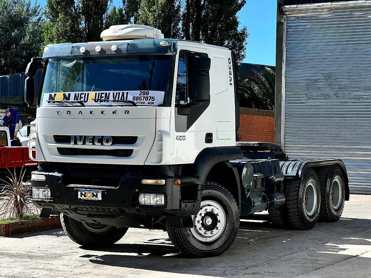 Iveco Trakker 420 6X4 2014 - Año: 2014 - u$s 79.900 - Agroads