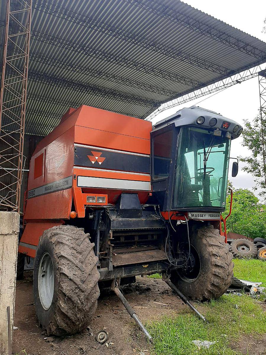 Cosechadora Massey Ferguson 5650 Mod. 2007 - Año: 2007 - Agroads
