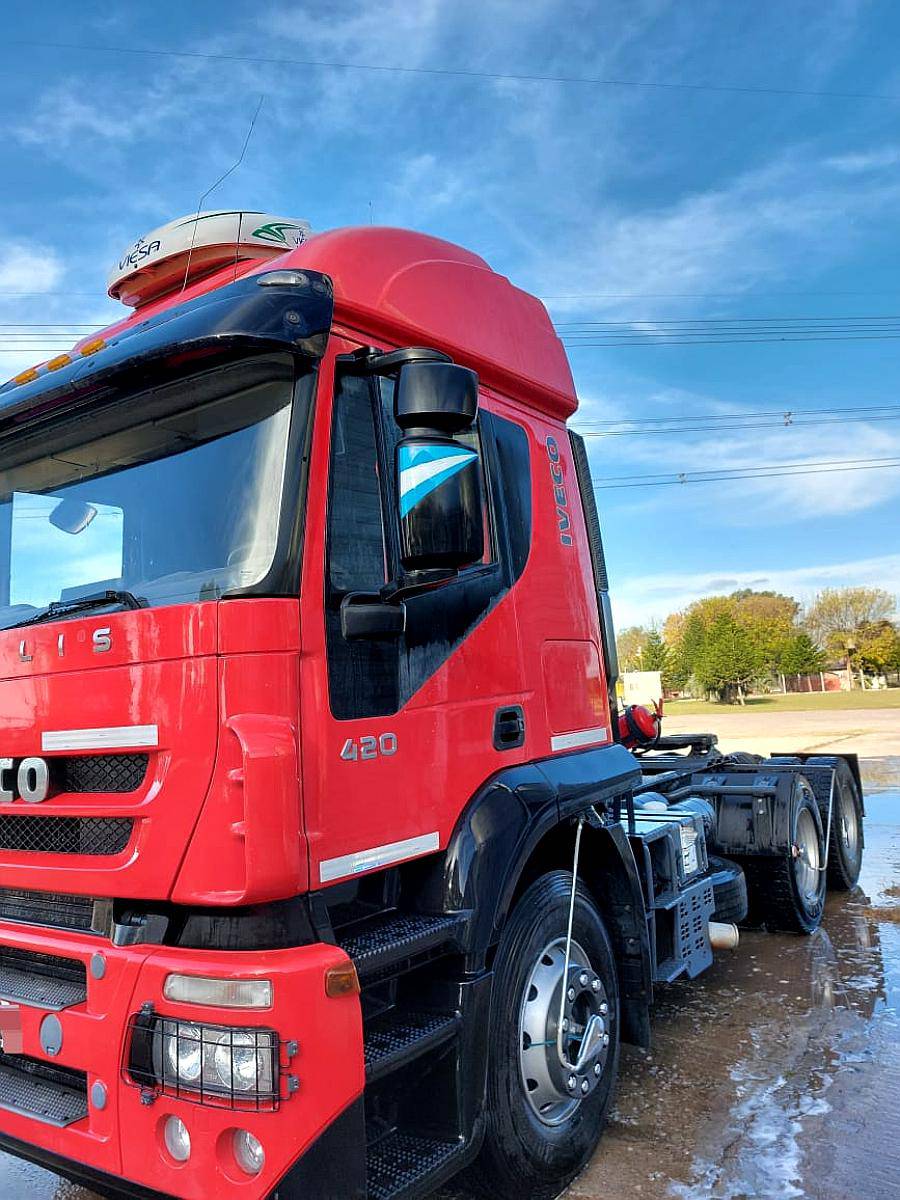 Iveco Stralis 420, 6X4 - Año: 2010 - u$s 90.000 - Agroads