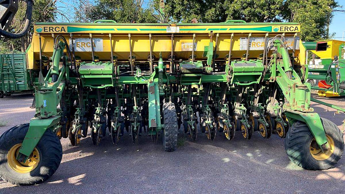 Sembradora Erca 29 a 17,5 con Alfalfero - u$s 38.000 - Agroads