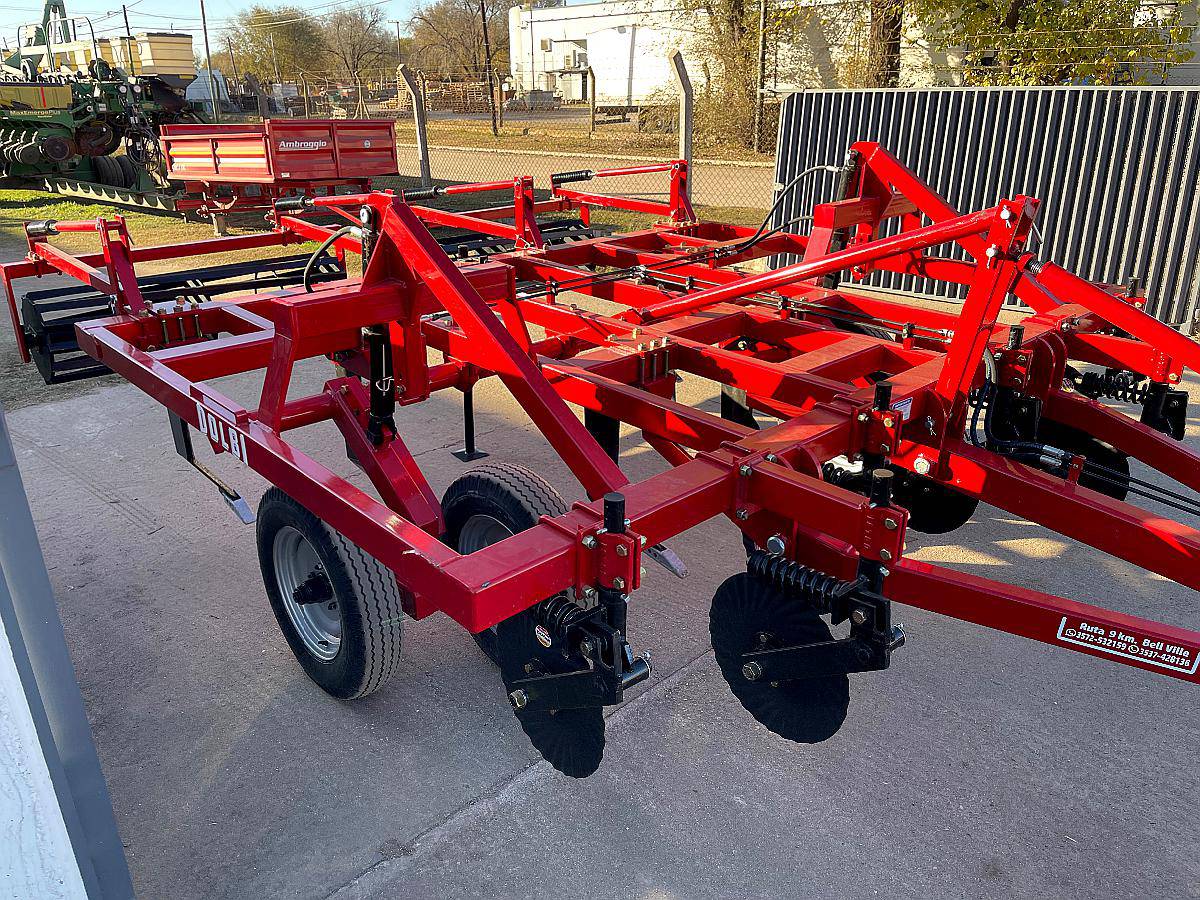 Paratil con Rolos Dolbi - Año: 2022 - Agroads