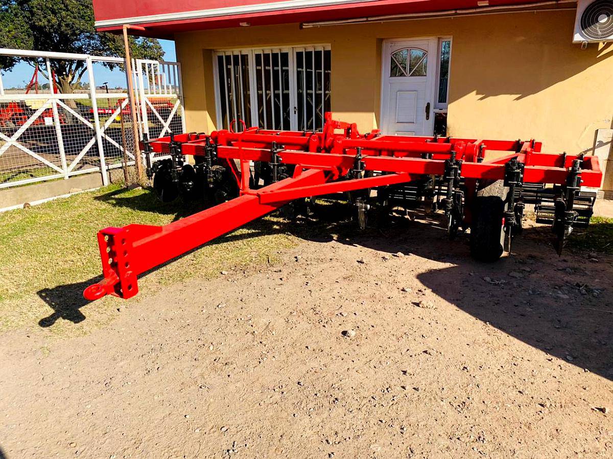 Paratil de 11 Timones Nuevos con Rolos Disponible - Agroads