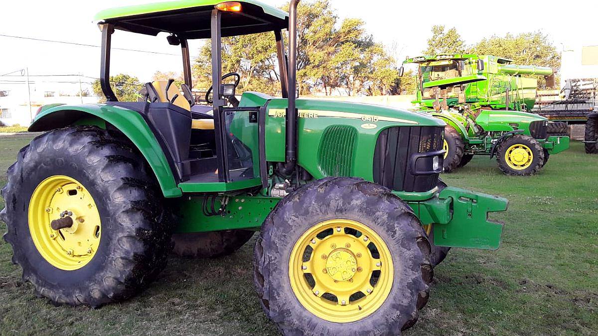 Vendo Tractor John Deere 6415 Buen Estado General - Agroads