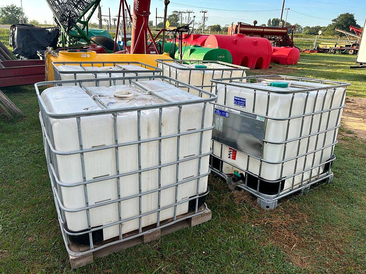 Tanque Plástico 1000 Lts con Canasto - $ 170.000 - Agroads