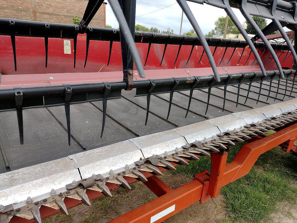 Case Draper 40 Pies - Año: 2015 - Agroads