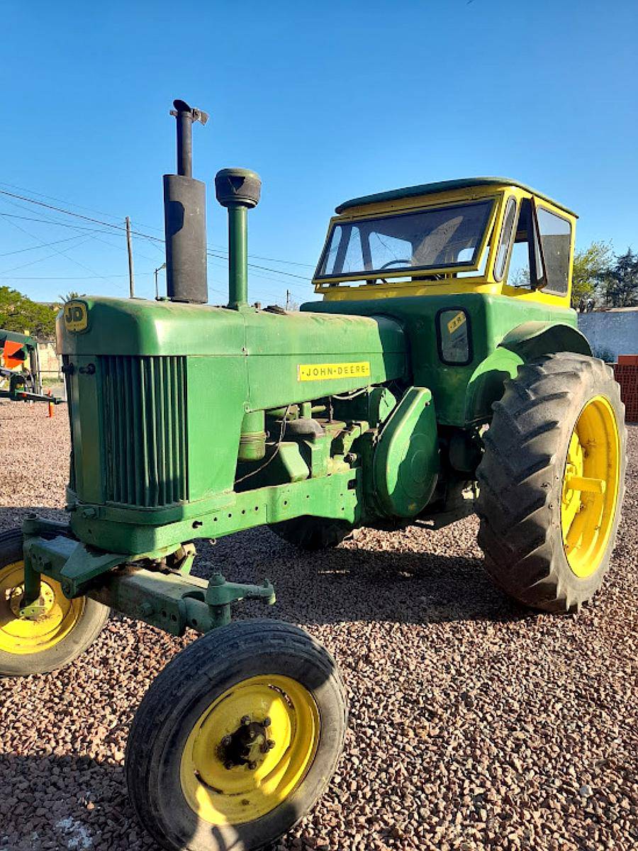 Tractor John Deere 730, Buen Estado - $ 750.000 - Agroads