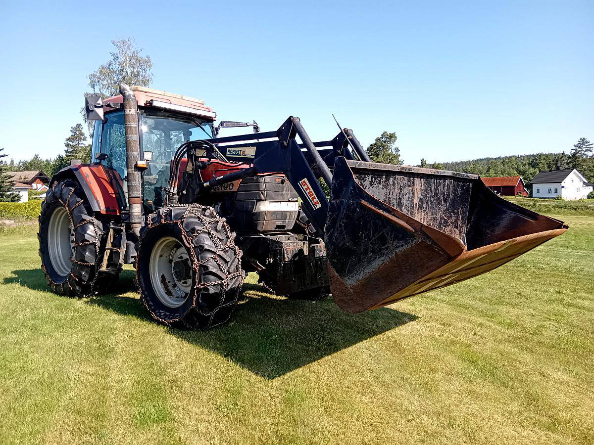 Case IH 100 MX - Año: 1998 - u$s 11.500 - Agroads