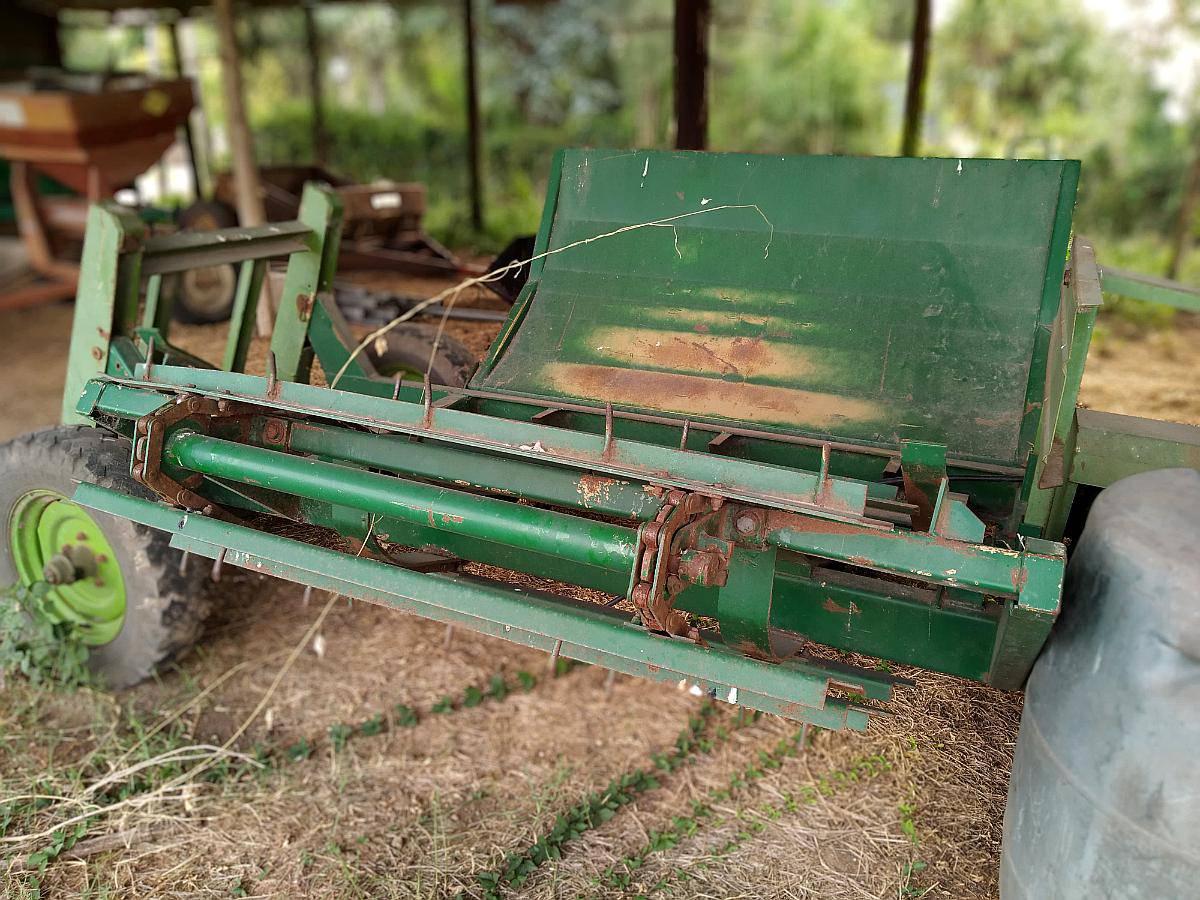 Vendo Desmenuzadora de Rollos - Año: 2002 - u$s 8.000 - Agroads