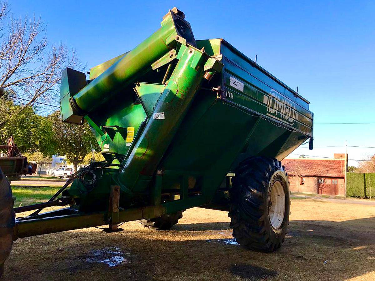 Tolva Autodescargable Ombú 14 TN - Año: 1998 - u$s 14.000 - Agroads