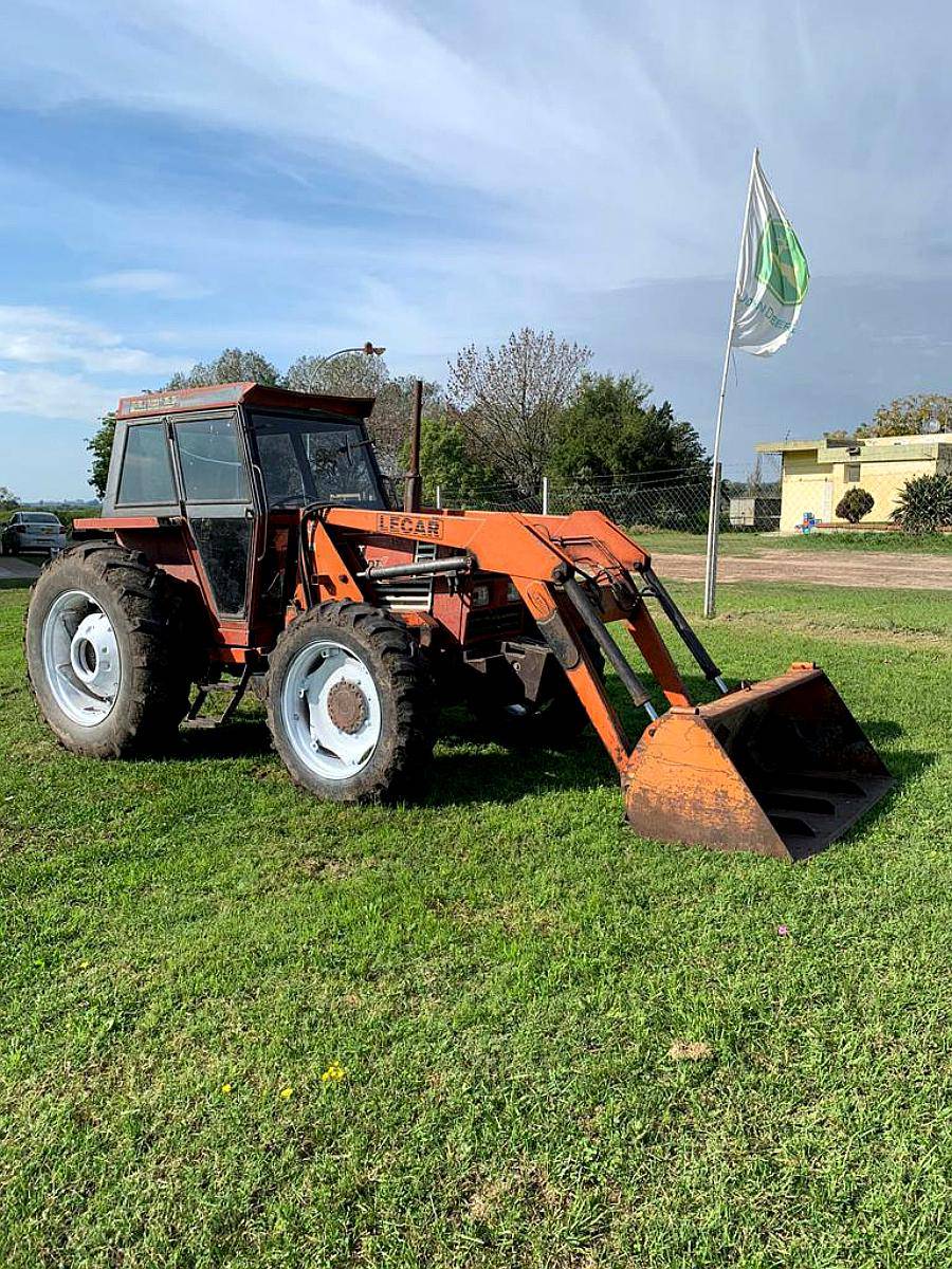 Tractor Fiat 780 D - Año: 1993 - u$s 25.400 - Agroads