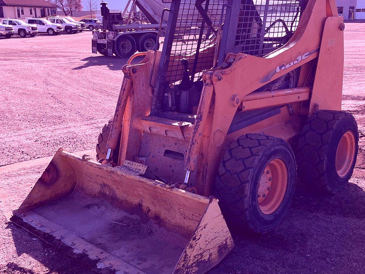 2003 Case 85 XT - Año: 2003 - $ 2.199.000 - Agroads