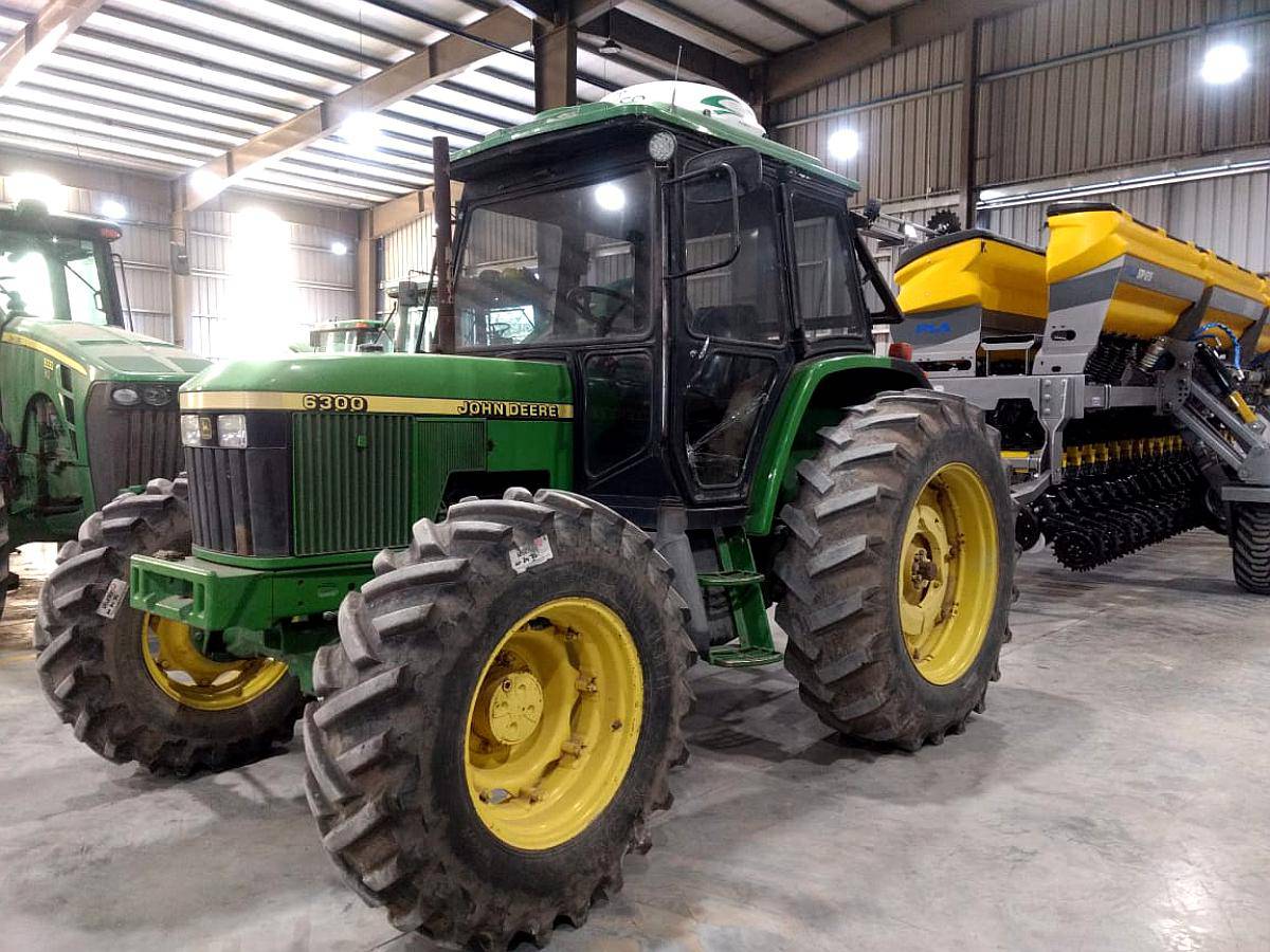 Tractor John Deere 6300 - Año: 1997 - u$s 35.000 - Agroads