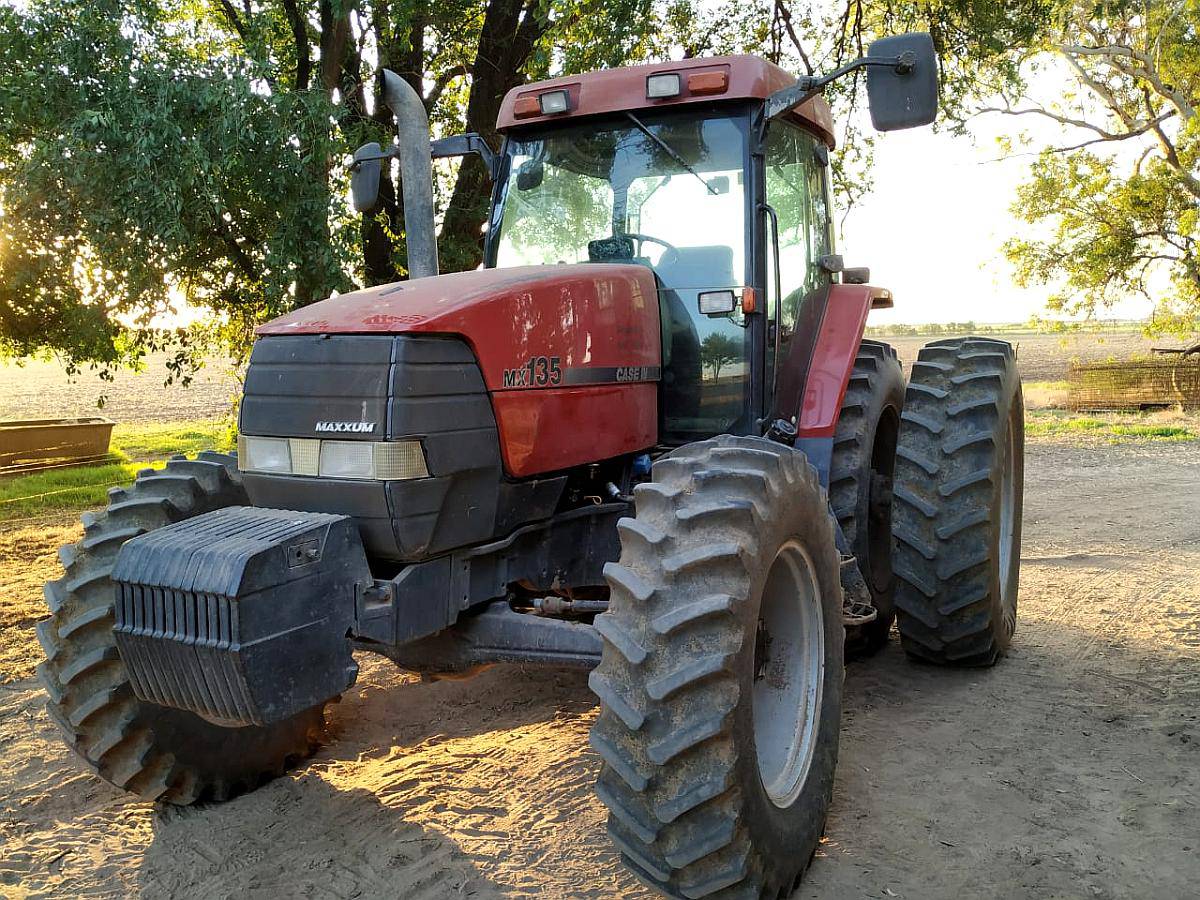 Tractor Case 135 DT Cabina Duales - Año: 2000 - u$s 35.000 - Agroads ...