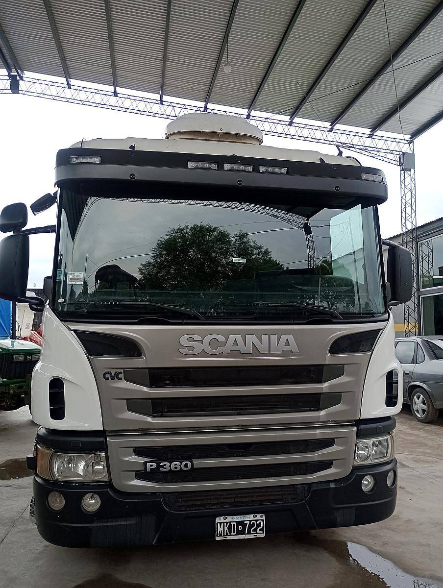 Scania P360 A6X2 2013 - Año: 2013 - Agroads
