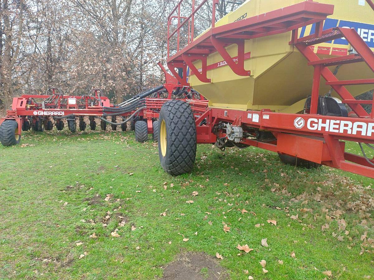 Gherardi G600 30/42 Neumtica con Monitor Control Agro. 2019 - Agroads