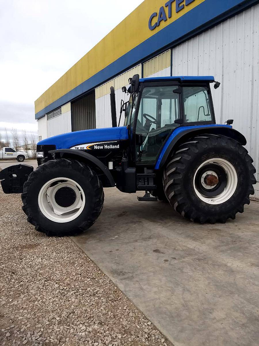Tractor NH TM 150 año 2003 - Año: 2003 - Agroads