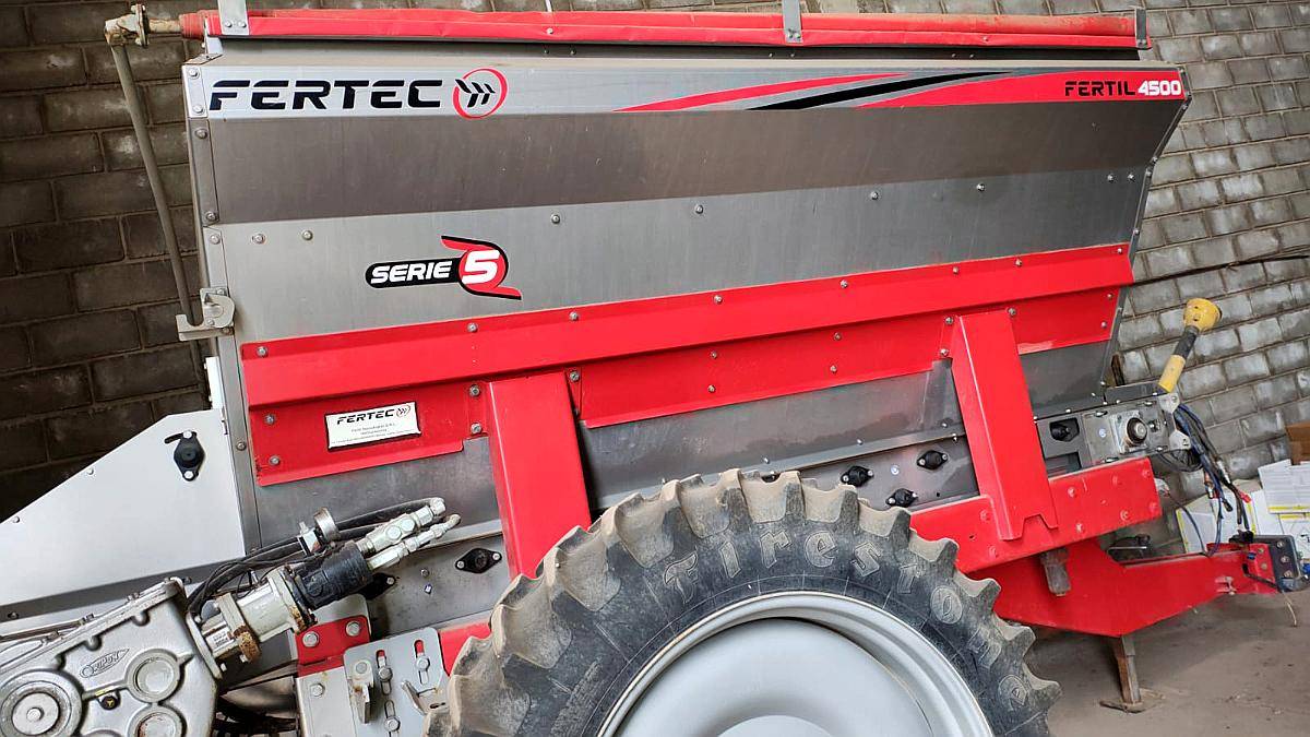 Fertec 4500 Variable con Balanza - Año: 2016 - u$s 22.750 - Agroads