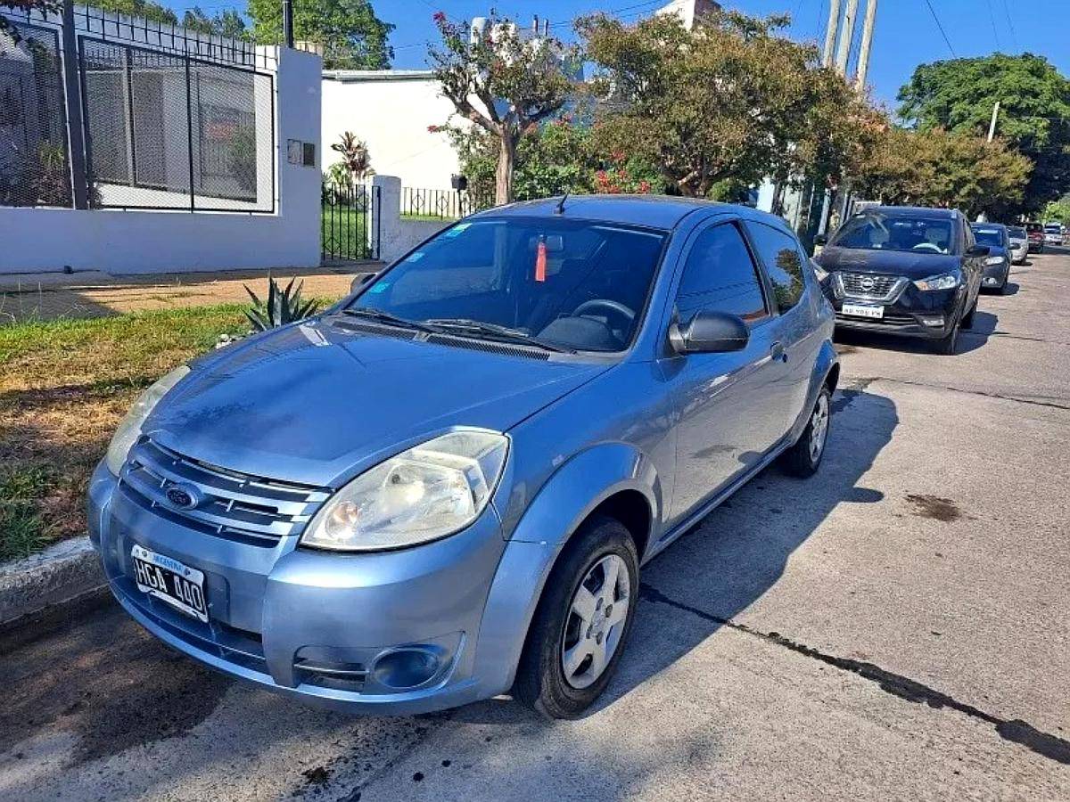 Ford KA 1.0 Viral - Año: 2008 - $ 750.000 - Agroads