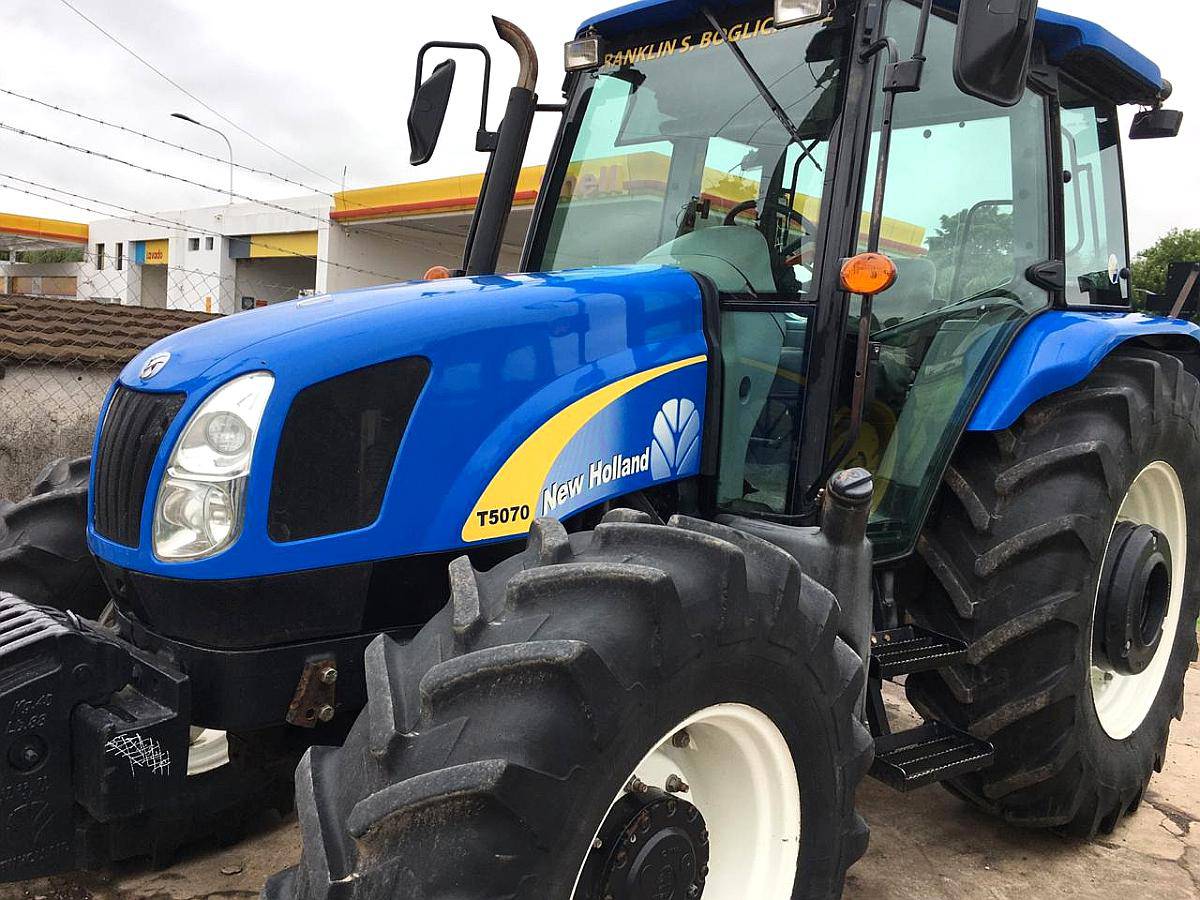 New Holand T 5070 año 2011 - Año: 2011 - u$s 52.000 - Agroads