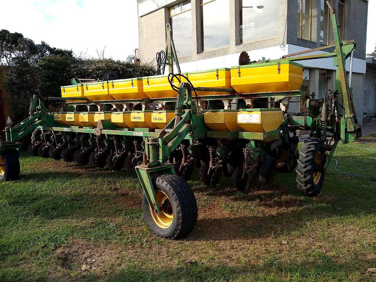 Sembradora Erca 12/52 CM. año 2000, Serie 3, C/fertilizacion - Agroads