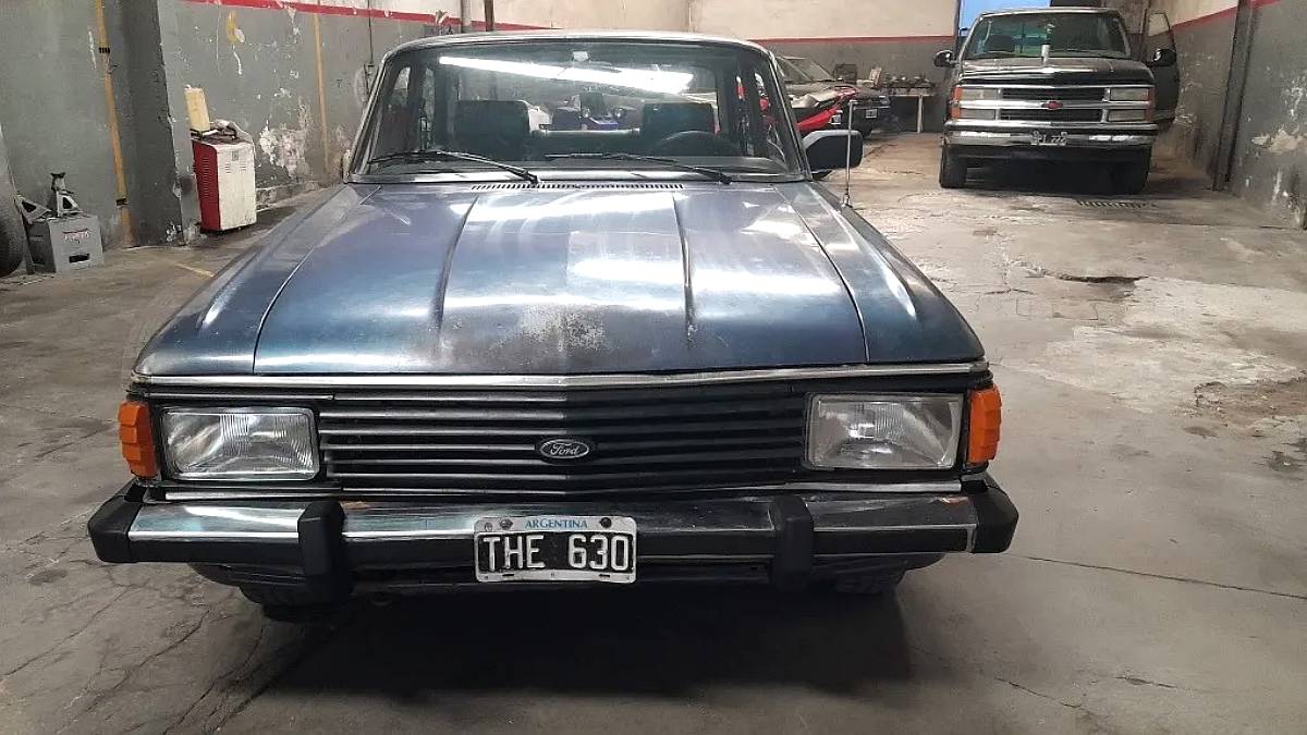 Ford Falcon 3.0 1990 - Año: 1990 - $ 350.000 - Agroads (cod: 901533)