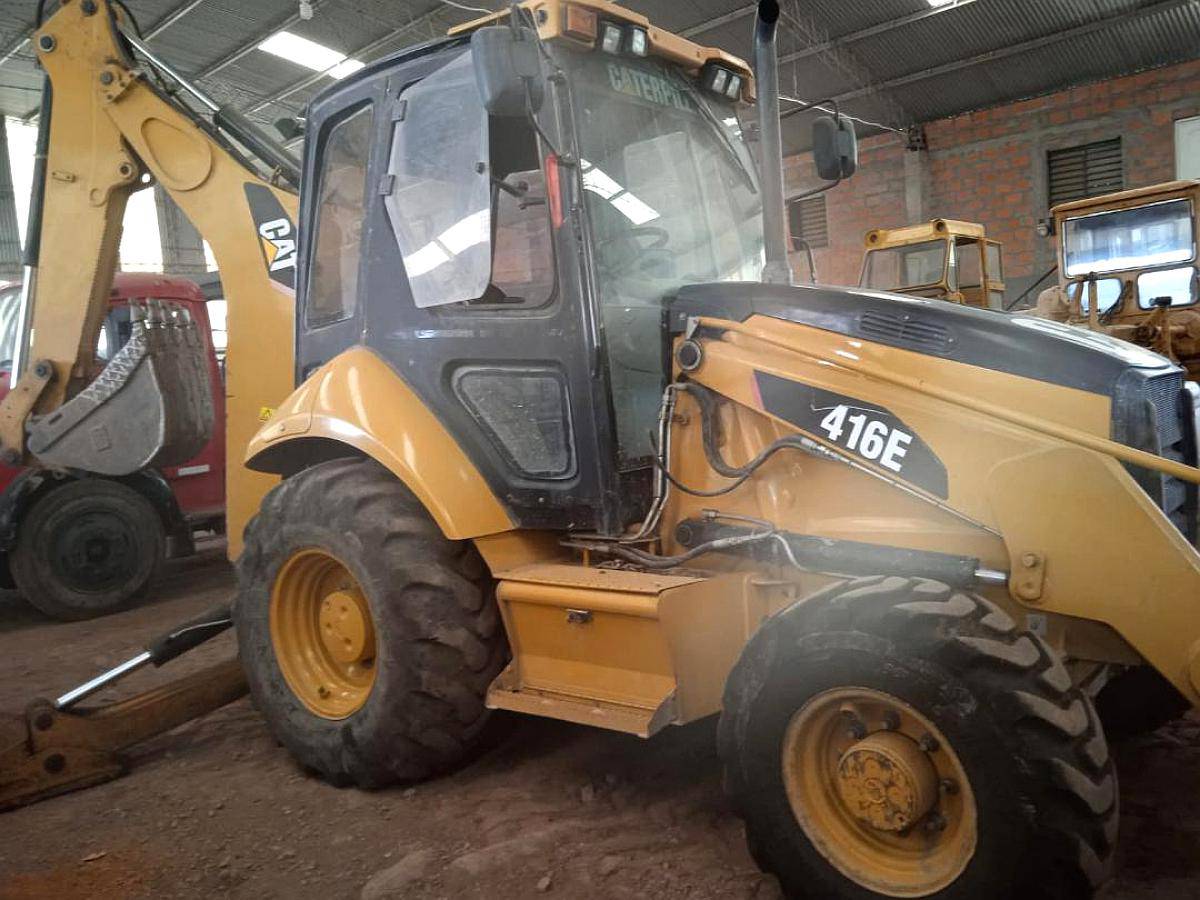 Pala con Retro CAT 416 e 4X4 - Año: 2013 - u$s 75.000 - Agroads