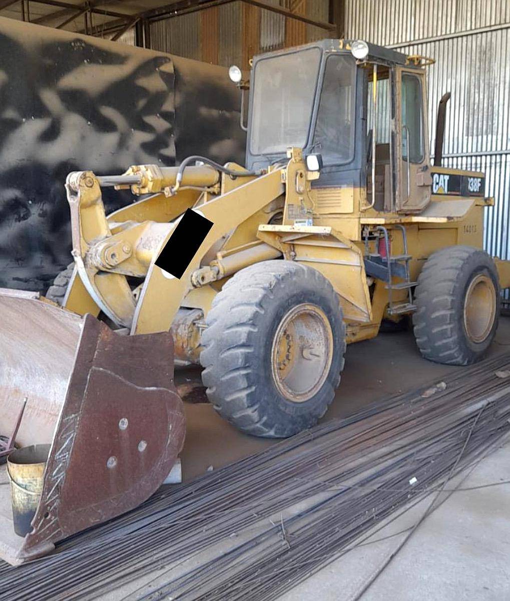 Cargadora Caterpillar - 938 F.- año 1997.- Balde 2 Mts - Agroads