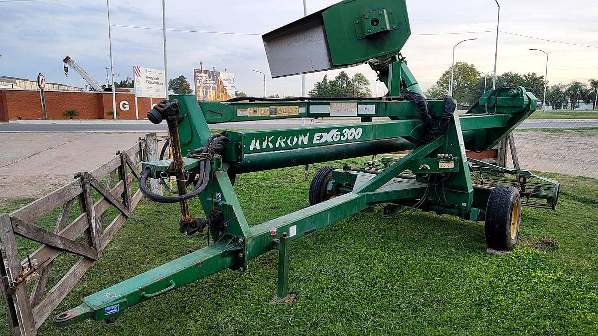 Extractora de Granos Marca Akron Modelo EXG-300 Usada - Agroads