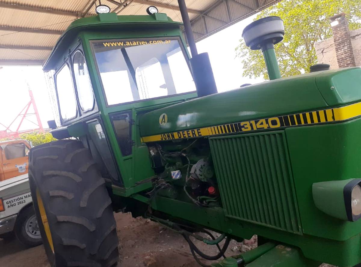 John Deere 3140 , Excelente Estado - Agroads
