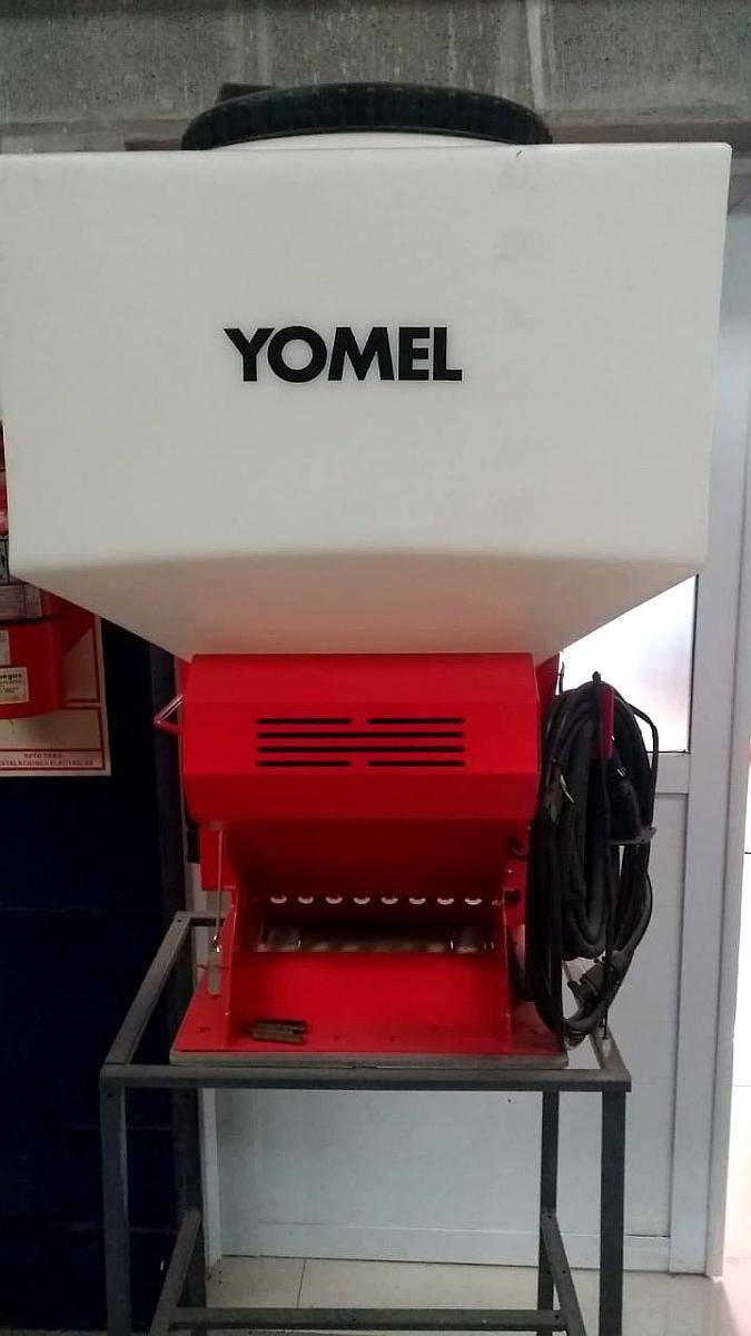 Yomel Spin 300 e - Año: 2022 - Agroads